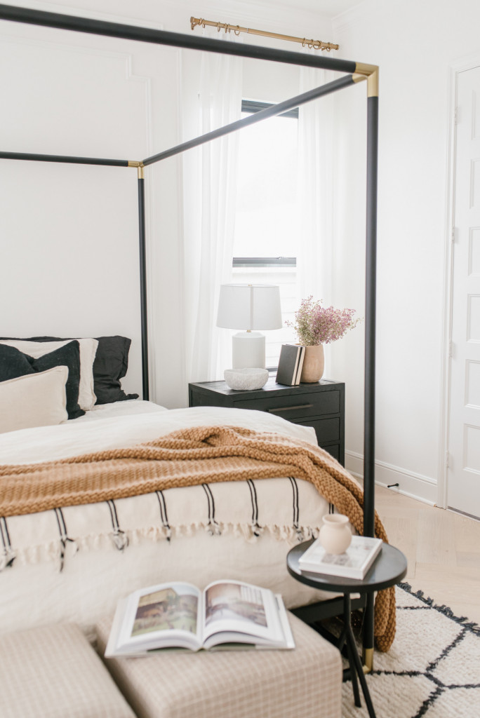 HOW TO MAKE A MODERN BEDOOM FEEL LIGHT AND COZY - Annie Mescall